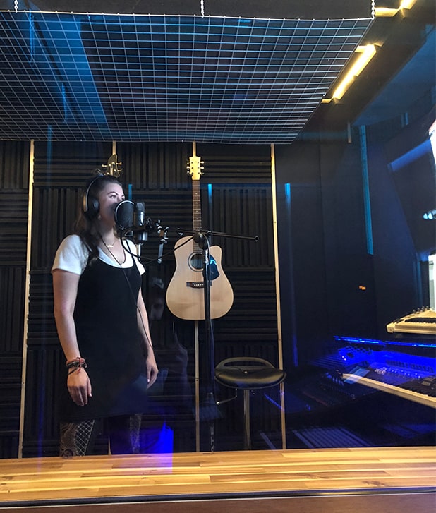 Voice Over Recording Studio - INHOUSE CREATE